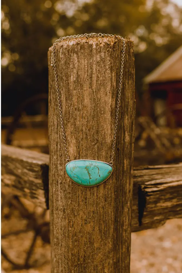 Turquoise Chunk Stone Necklace – GFL BOUTIQUE